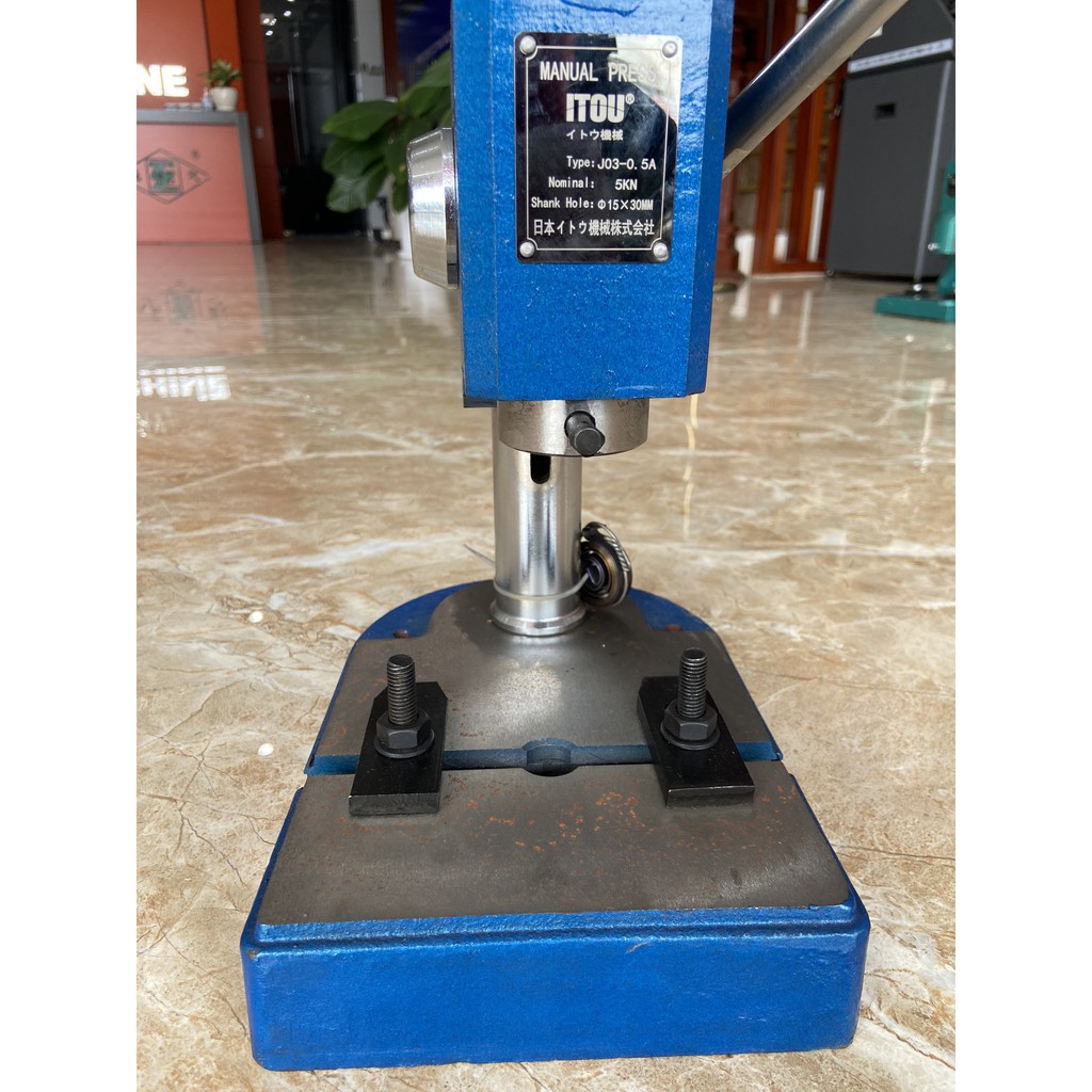 MÁY DẬP GẠT TAY J03 - 0.5A